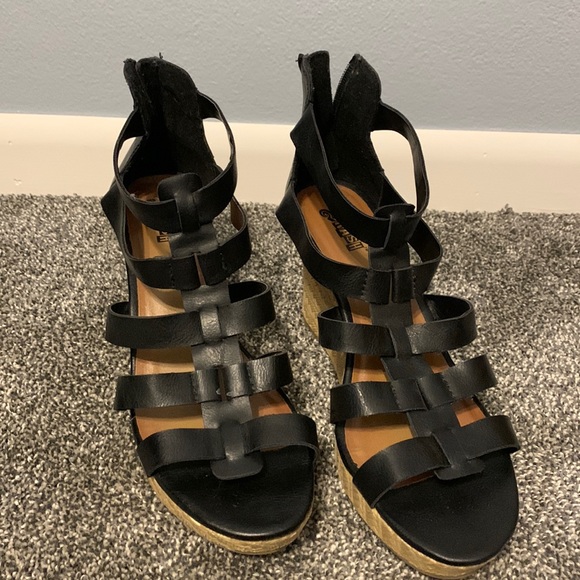 Brash | Shoes | Brash Black Wedge Sandals Size 1 | Poshmark
